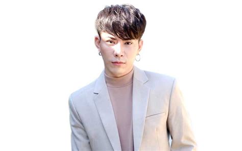 บันเทิง ‘เอม วิทวัสเตรียมแซ่บ ชวนแฟนๆ เม้าท์ไฟแลบบนหน้าจอเดียวกัน ใน แฟนแคมกับเอม