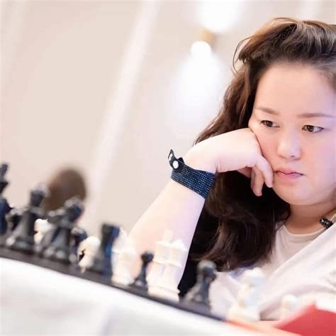 Дэлхийн шатрын Гранприд Монгол хүн Баттөмөрийн Энхбаяр Facebook