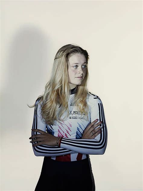 Ellie Dickinson Scrolller