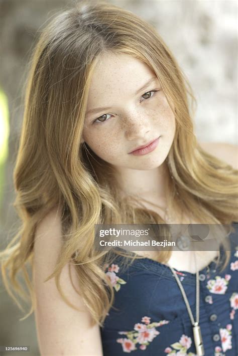 Actress Natalie Alyn Lind Poses At A Photo Shoot On September 20 News Photo Getty Images