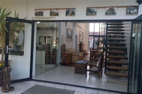 Amanzimtoti Beach Rest Guesthouse Photo Gallery ~ A Virtual Tour