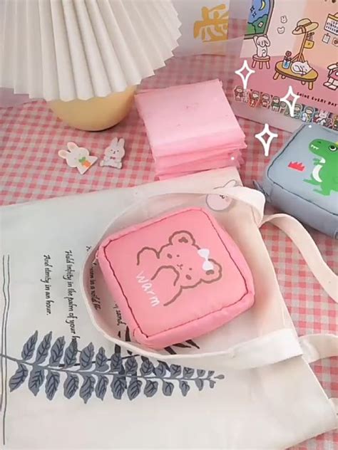 现货 卫生棉收纳包 Sanitary Pad Storage Bag 可爱月事包少女心卡通ins大容量姨妈巾收纳包卫生棉包旅行便携迷你化妆包 Cute Cartoon Sanitary