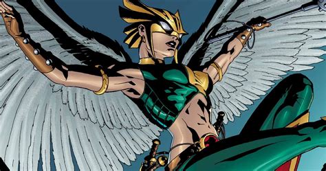 Justice League 10 Things That Makes No Sense About Hawkgirl