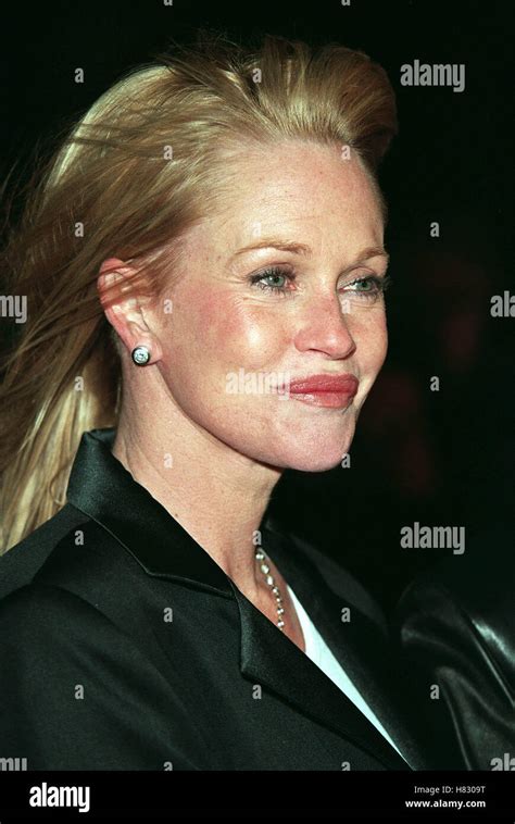 Melanie Griffith Vanilla Sky World Premiere Los Angeles Usa December Stock Photo Alamy