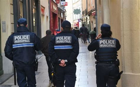 Gard Une Nouvelle Unité De Police Municipale Déployée Dans Un Quartier Commerçant