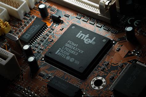 ÆPIC Leak Architectural Bug In Intel CPUs Exposes Data