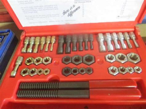 Snap On Metric And Sae Rethreading Set Rtd42 Lambrecht Auction Inc
