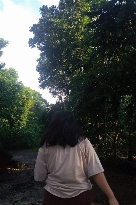 Girl Beach Pictures Face Pictures Fake Injury Hand Ideal Girl Snap