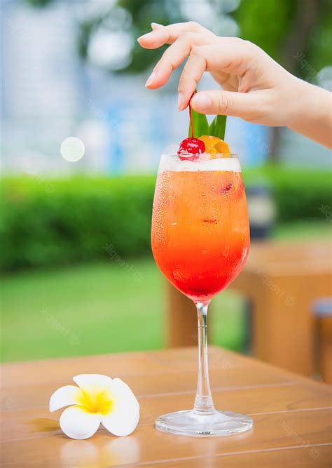 Bellini Cocktail In The Garden Prescott Enews