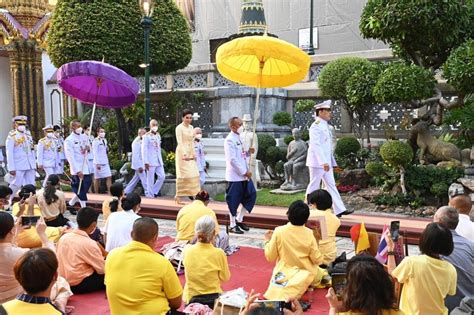 ในหลวง พระราชินี ทรงบำเพ็ญพระราชกุศลมาฆบูชา พุทธศักราช 2566