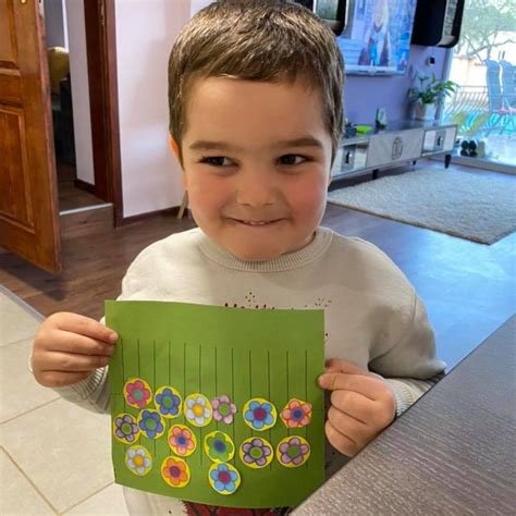 Изработване на великденска украса Частна детска градина и ясла Аз съм българче Варна