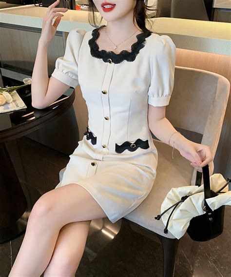 포앤바이앤 S~2xl 로맨틱 미니드레스 스퀘어넥 프릴 스티치 퍼프 벌룬 반팔 반소매 싱글버튼 포켓 허리잘록 미니원피스 봄 여름 블랙 단아한 단정한 분위기있는 격식