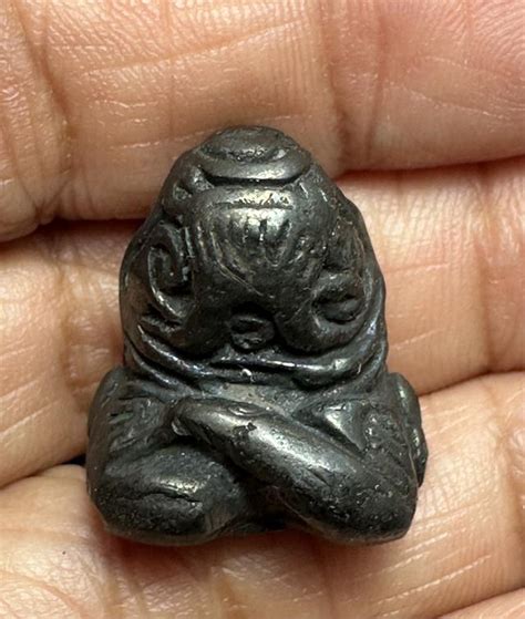 พระปิดตาวัดทอง เนื้อสัมฤทธิ์เงิน Ennxo