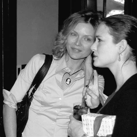 Pin By Mike On Michelle Pfeiffer Michelle Pfeiffer Michelle