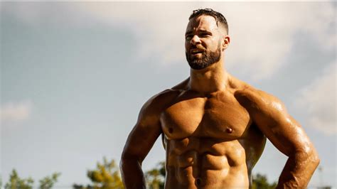 Hybrid Athlete Jake Schum Former Nfl Athlete X Centric Partnership