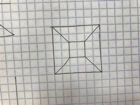 Не отрывая руки надо нарисовать и стрелочками указать направление повторять линии нельзя