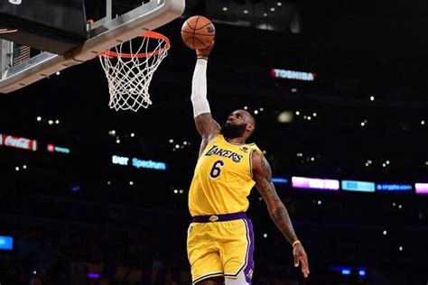 Lebron James Basketball Dunk Game