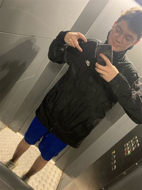 987 Ae9 C8 Cf6 C 44 A4 A977 8 C0588 Ac3 B82 — Postimages