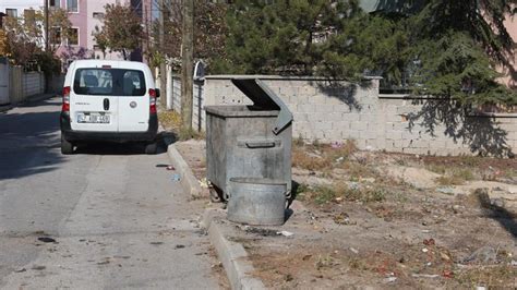 Çöp Konteynerinde Yeni Doğmuş Bir Kız Bebek Bulundu Van Haber Doğu