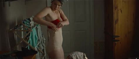 Nude Video Celebs Betty Gilpin Nude Three Women S01 2023