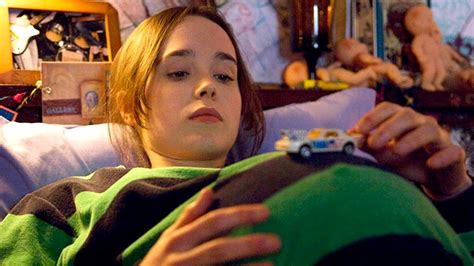 Беременная школьница принимает неожиданное решение для своего будущего ребёнка Youtube