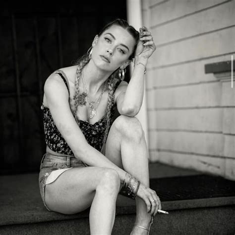 Amber Heard Rprettyfamoussmokers