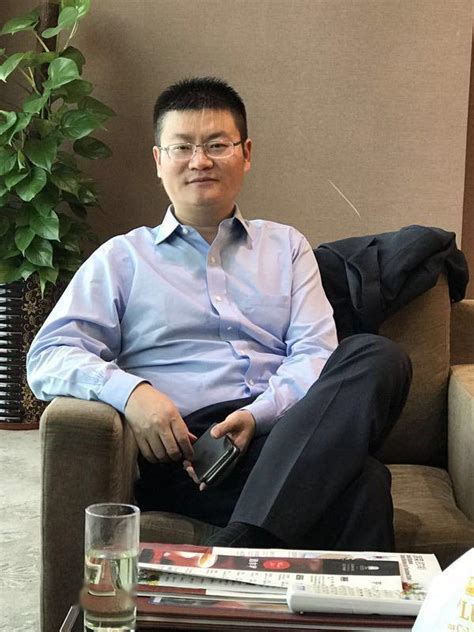 深圳市亿境虚拟现实技术有限公司荣膺“亚洲vrandar博览会顾问单位”称号