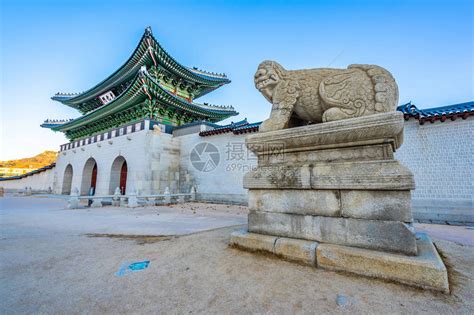 韩国首尔景福宫的美丽建筑高清图片下载 正版图片503811076 摄图网