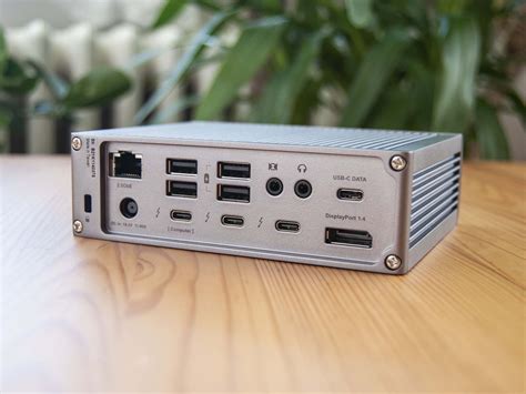 Hp Thunderbolt G Dock Review Hp S New Dock Focuses On Security Management Charging And