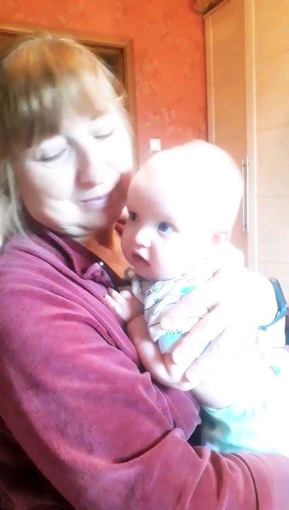 Бабушка с внучкой Youtube