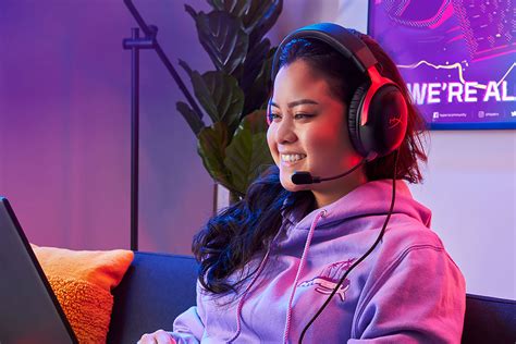 Headset Gaming Hyperx Cloud Iii Cocok Untuk Yang Hobi Fps Urbandigital