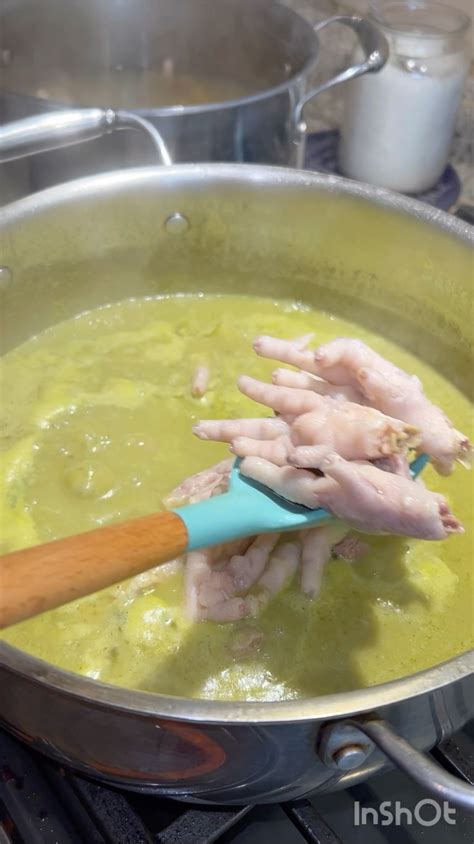 Patitas Y Mollejas De Pollo En Salsa Verde Cocine Patitas Y Mollejas De Pollo En Salsa Verde