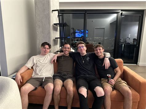 Jimmy On Twitter Guys Bein Dudes