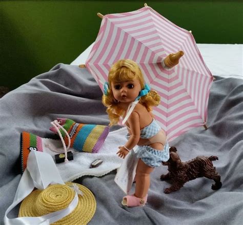 Madame Alexander Coppertone Beach Set 8 Doll 12110 Madame Alexander