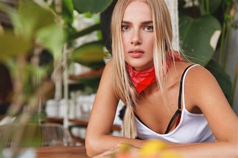 Фотографии на тему «Сексуальные Девушки — скачивайте бесплатные изображения высокого качества