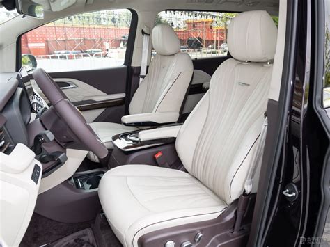 龙胆紫红旗hq9座椅内饰图片 红旗hq9 2023款 2 0t 智联旗领版 7338074 太平洋汽车网