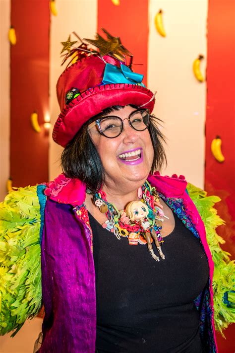 Pam Kravetzs Elevated Brilliantly Colors Outside The Lines At The