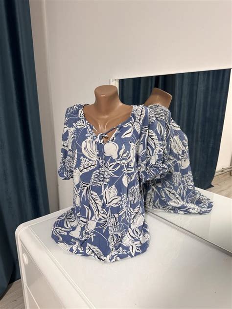 Блуза — ціна 60 грн у каталозі Блузи Купити жіночі речі за доступною ціною на Шафі Україна