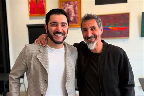 Երկու հայի սրճախմությունը Վաչե Թովմասյանը հյուրընկալվել է Սերժ Թանկյանին Bravo Am