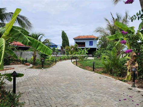 ផ្ទះលក់ នៅខណ្ឌ ដង្កោ ដីធំទូលាយ 16ម×48ម។ ប្រហែល 15នាទី ជិះទៅ អ៊ីអន3 និង ព្រលានយន្តហោះថ្មី។ Price