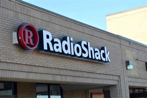 Local Radioshack To Remain Open For Now