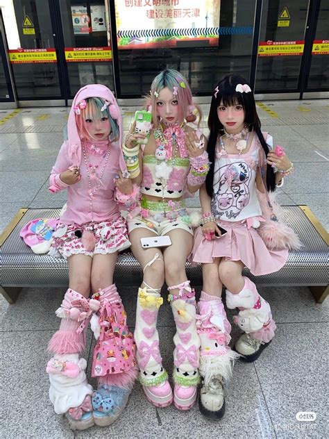 Pin By Trinity ᶻ 𝗓 𐰁 On My Pins Harajuku Outfits Kawaii Outfit Ideas Cute Outfits