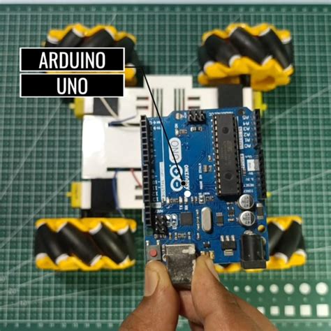 How To Make An Arduino Obstacle Avoiding Car With Mecanum Wheel 4 Steps Instructables