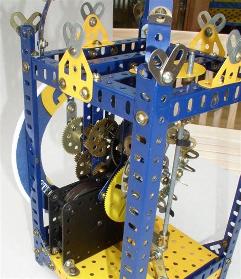 1000+ images about Meccano Creations on Pinterest | Bagger 288, Motors ...