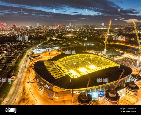 Etihad Stadium Night Wallpaper