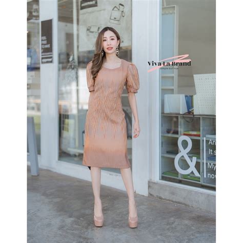 เดรสชุดทำงาน ผ้าทอลายไทย สีสดใส แพทเทิร์นสวยใส่พอดีตัว เก็บทรงดีมากค่ะ Orashop จำหน่าย เดรสผ้า