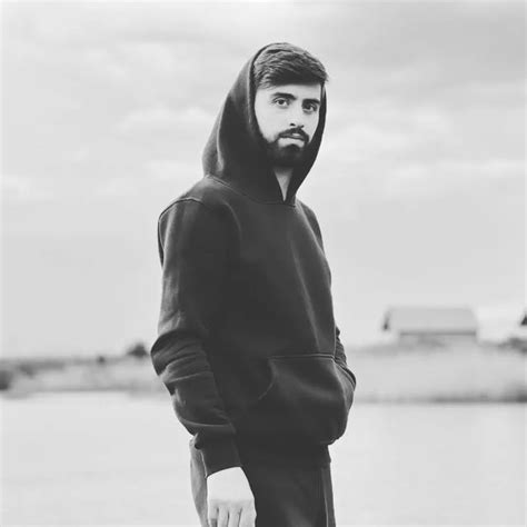 Artin Babayan Artin Babayants • Threads Say More