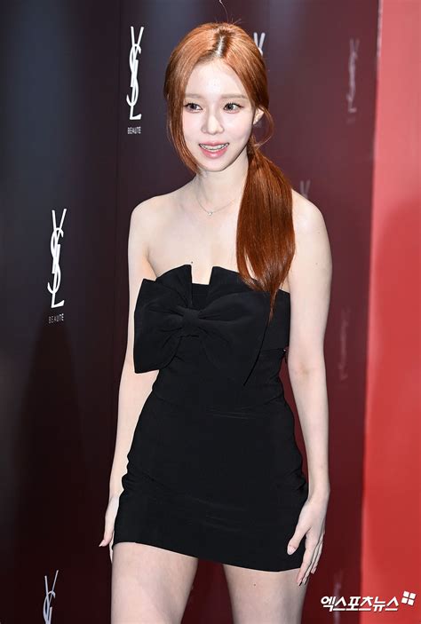 에스파 윈터 섹시미 가득한 튜브톱 드레스[엑s Hd포토] 네이트 뉴스