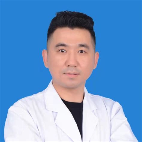 【洗牙瑞士ems洁牙】（）放大镜下洁牙 石家庄万佳口腔诊所 贝色口腔