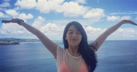 강지영 근황 공개오렌지 비키니로 시스루 룩 눈길